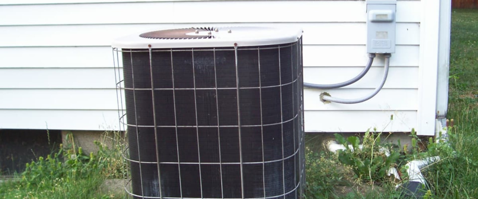 18 Easy Steps to Service Your Air Conditioner Like a Pro